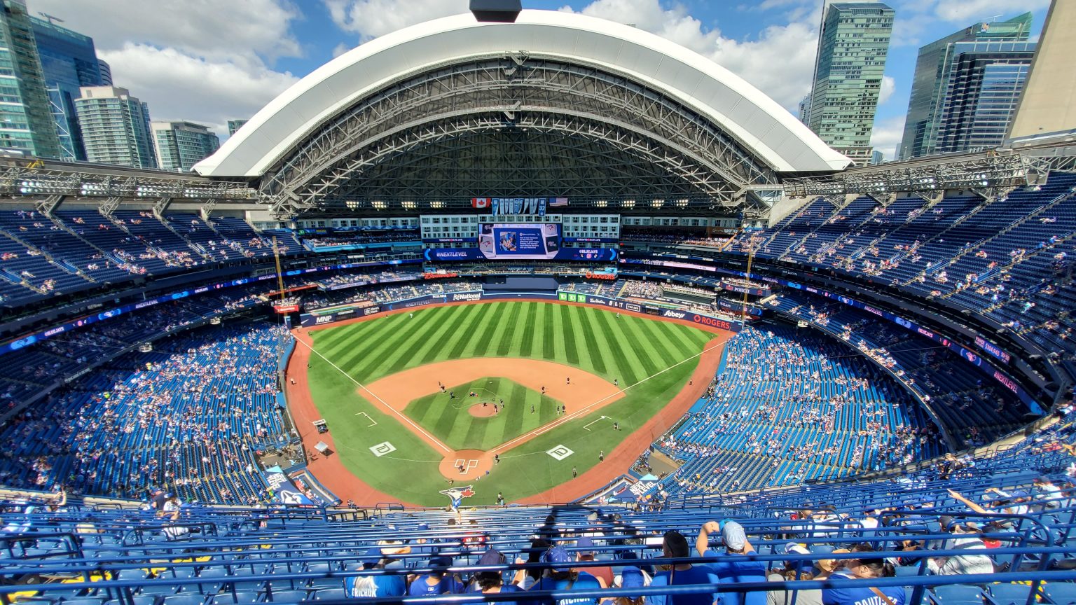 Stadium 24: Our Visit to Rogers Centre - Baseball Fan Grand Slam